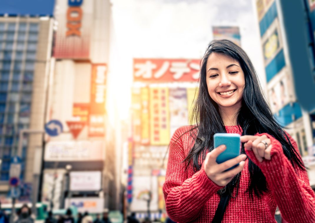 Pocket Wi-Fi vs. eSIM für Reisen in Japan: Welches Netz ist das beste? - Japanspecialist